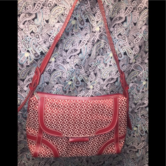 Maxx New York | Bags | Max New Yorks Man Made Red White Shoulder Bag ...